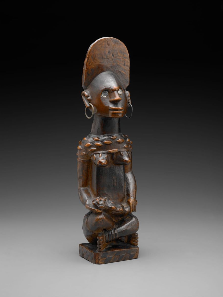 female figure with child (Phemba)